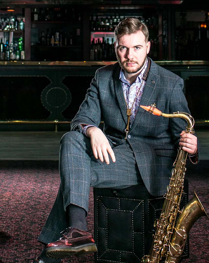 Alex Western-King choisit Syos pour son bec de saxophone tenor